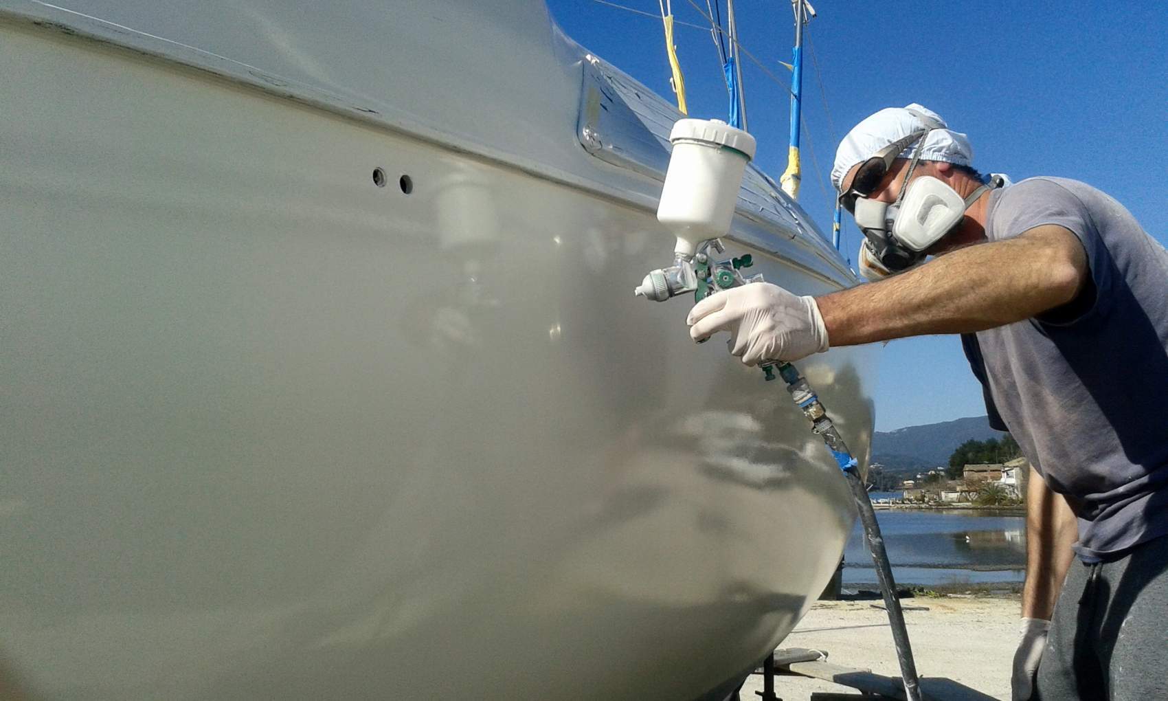 Boat Hull Painting Missouri - Boat Hull Paint Repair
